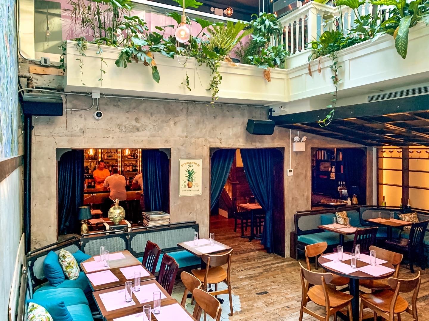 The 20 Best Happy Hour Spots in NYC at your leisure